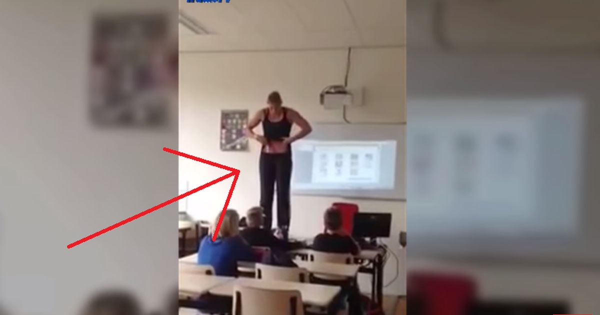 Lehrerin Zieht Sich Nackt Vor Ihren Schülern Aus Ein Schüler Filmt Es